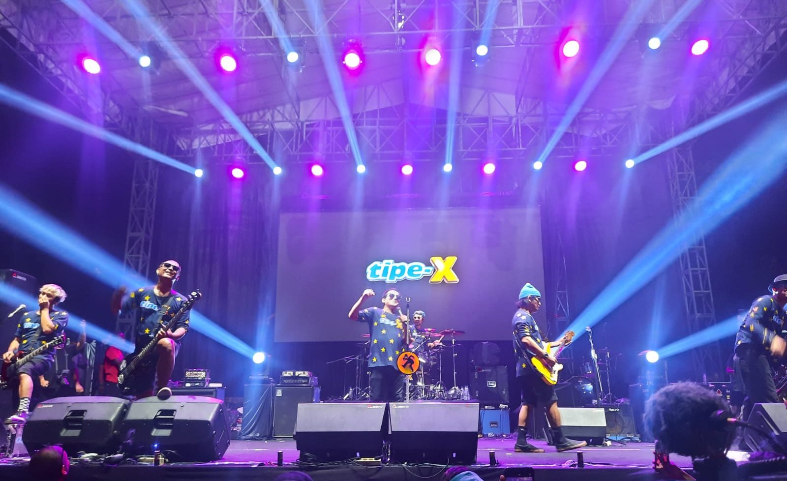 Tipe-X Masih Tetap di Hati Penggemar - Bercahaya News