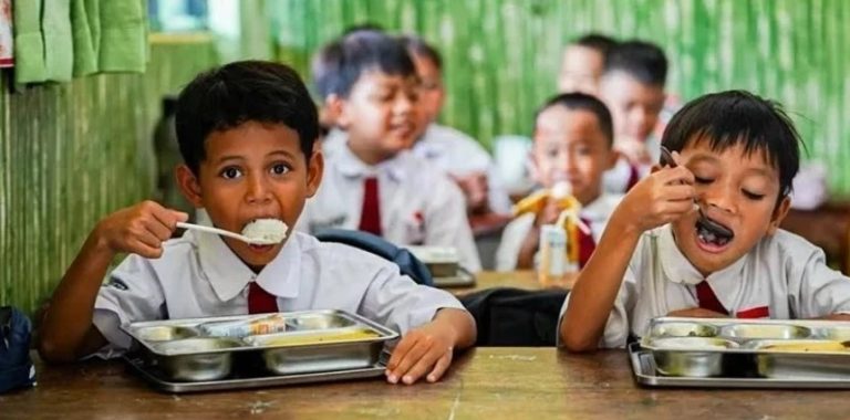 Penyebab Siswa Keracunan dalam Program MBG - Bercahaya News